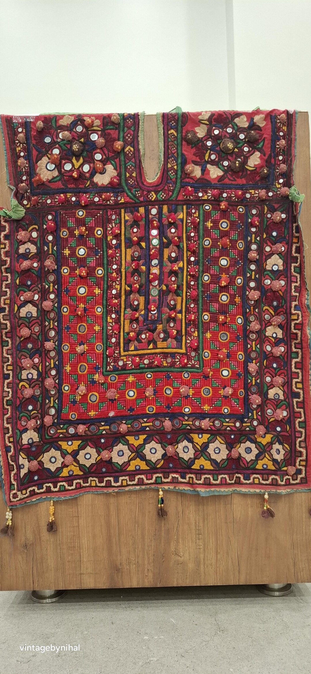 Yoke Vintage Hand Embroidered ,soof Embroidered Neck Design, Sindh Boho ...