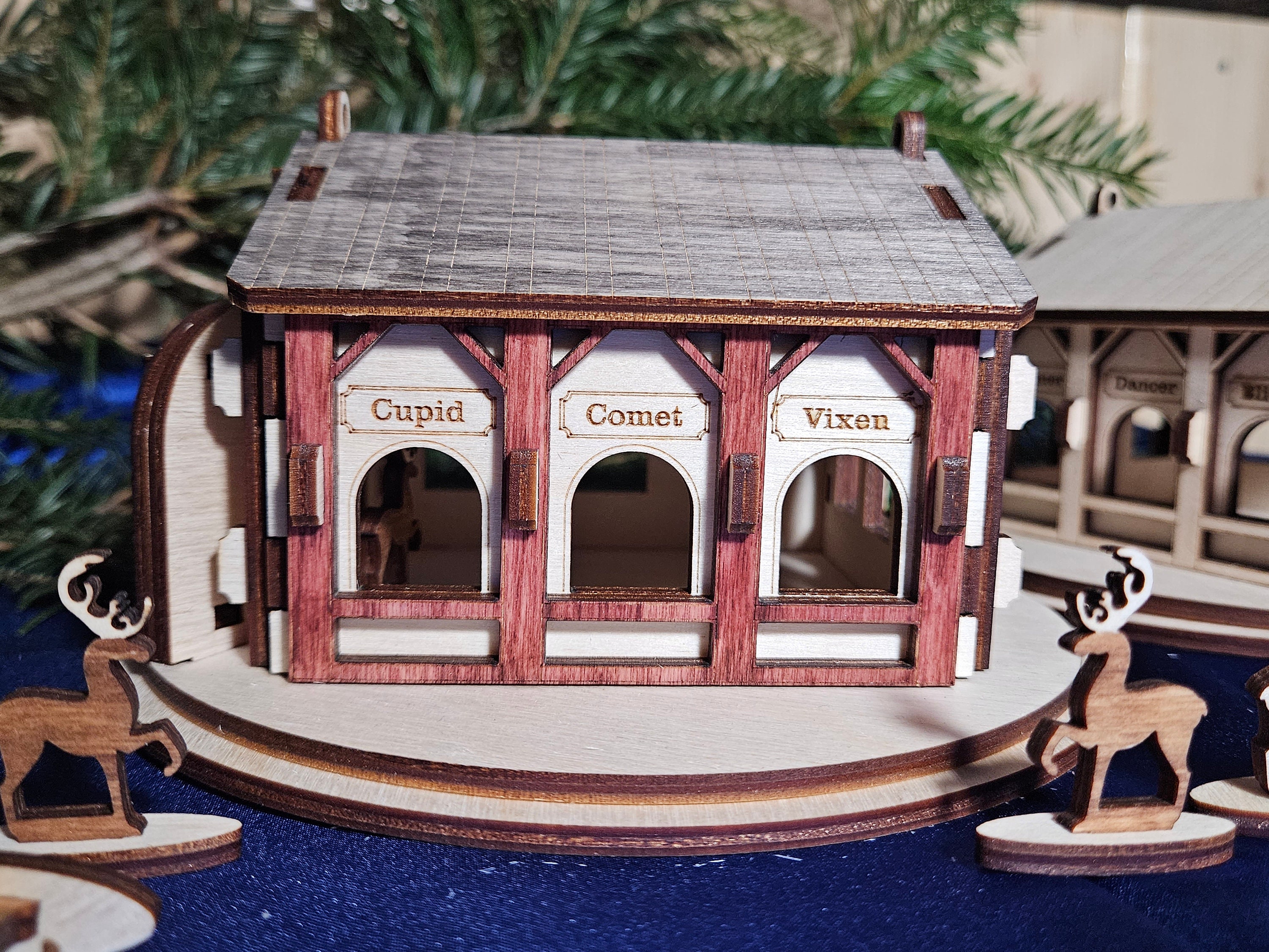 Santa's Reindeer Barn W/ 9 Deer Hand Made All Wood Festive Christmas ...