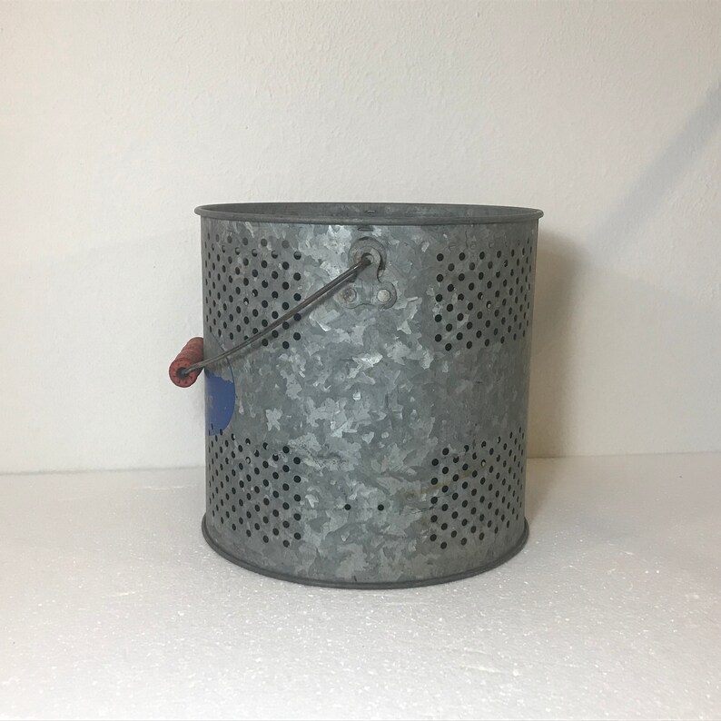 Vintage Fishing Pail STAY-ALIVE Metal Fish Bait Bucket - Etsy