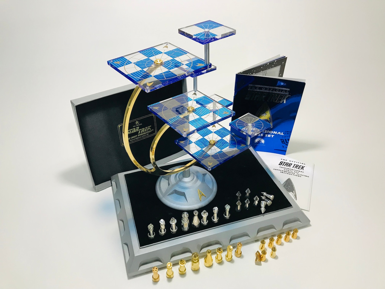 STAR TREK Next Generation Tridimensional Chess SET Franklin Mint ...