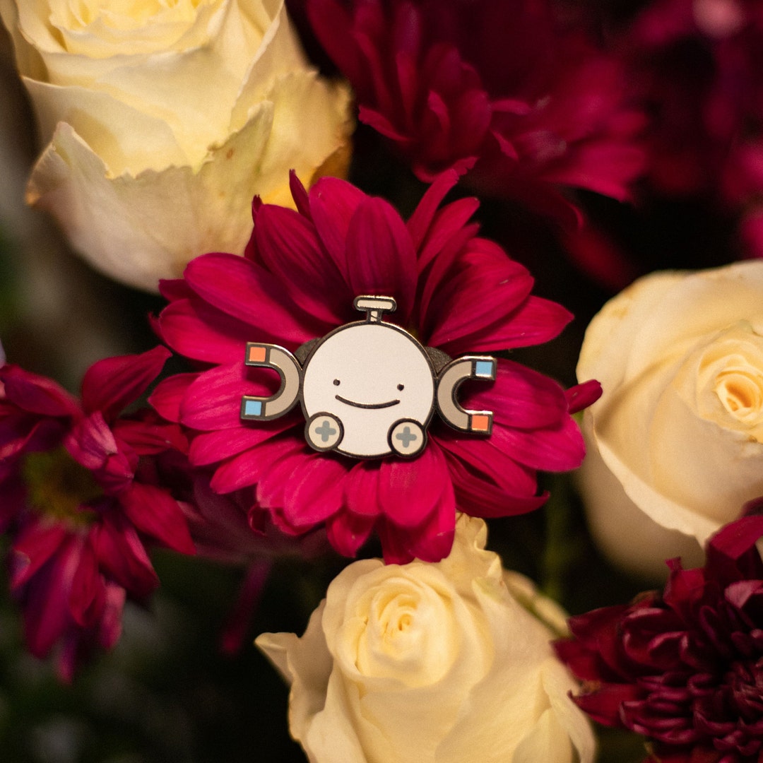 Cute Face Magnet - Hard Enamel Pin - Etsy
