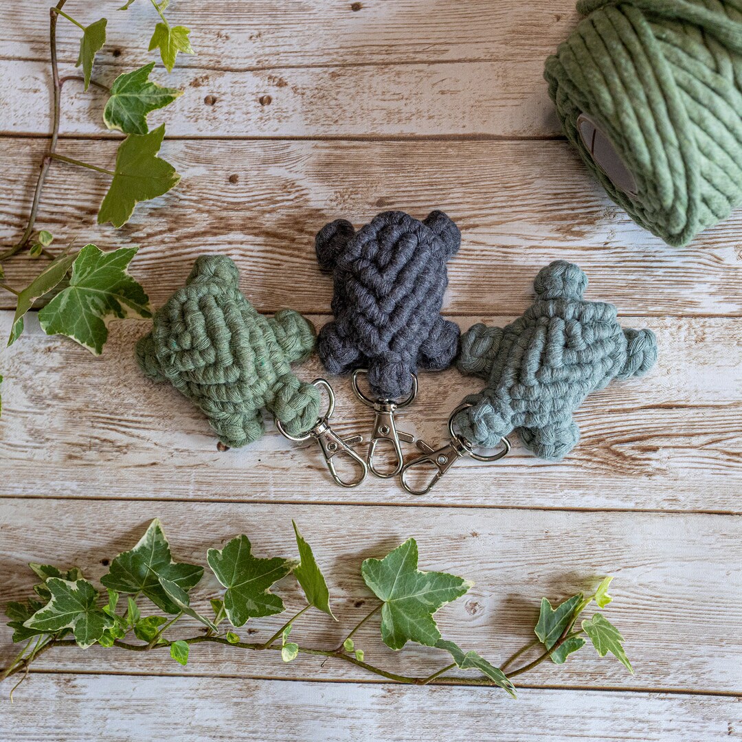 Macrame Keyring, Turtle Keychain, Macramé Turtle Keyring, Cute Macrame ...