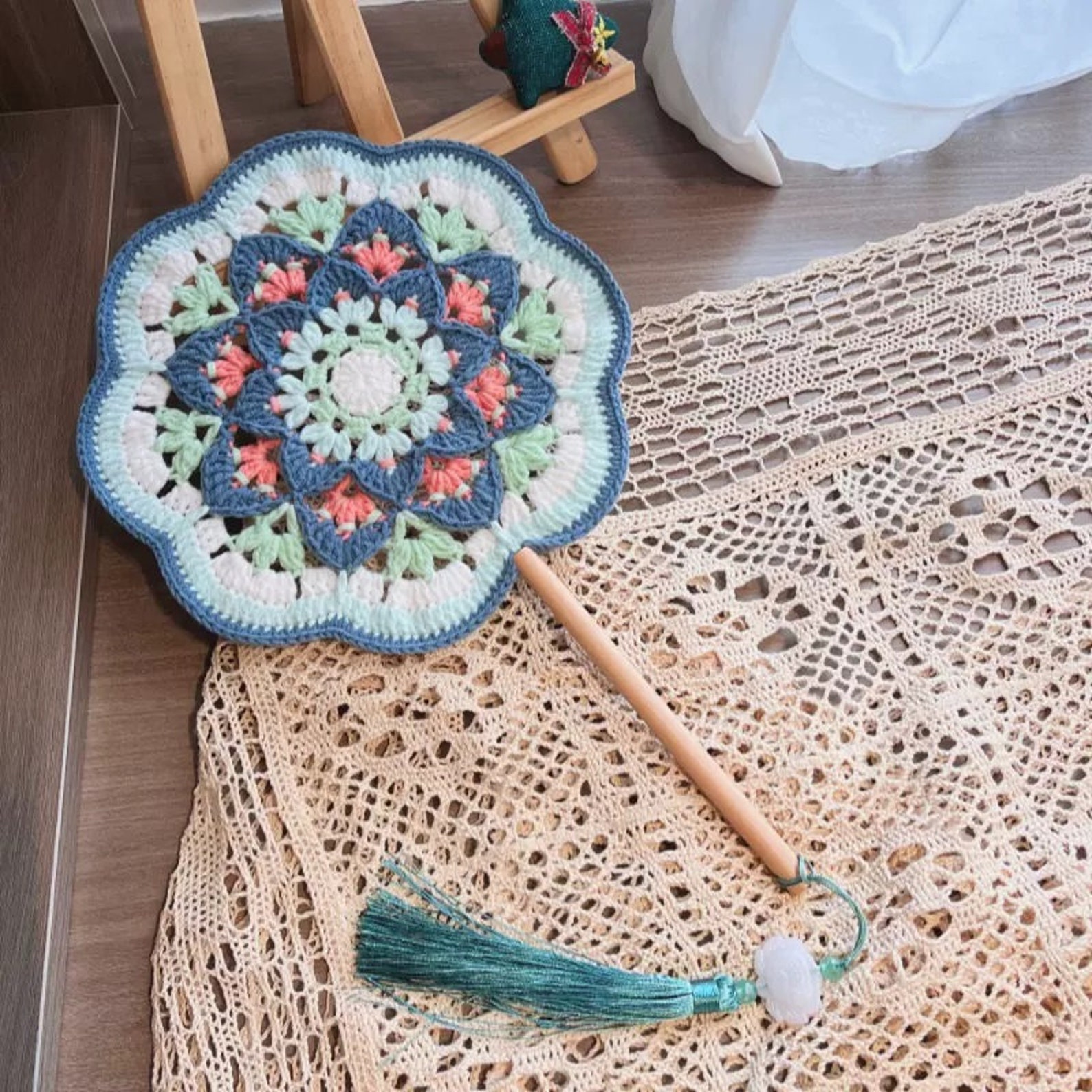 Ancient Style Round Fan DIY Material Package Wool Crochet Handmade Fan ...