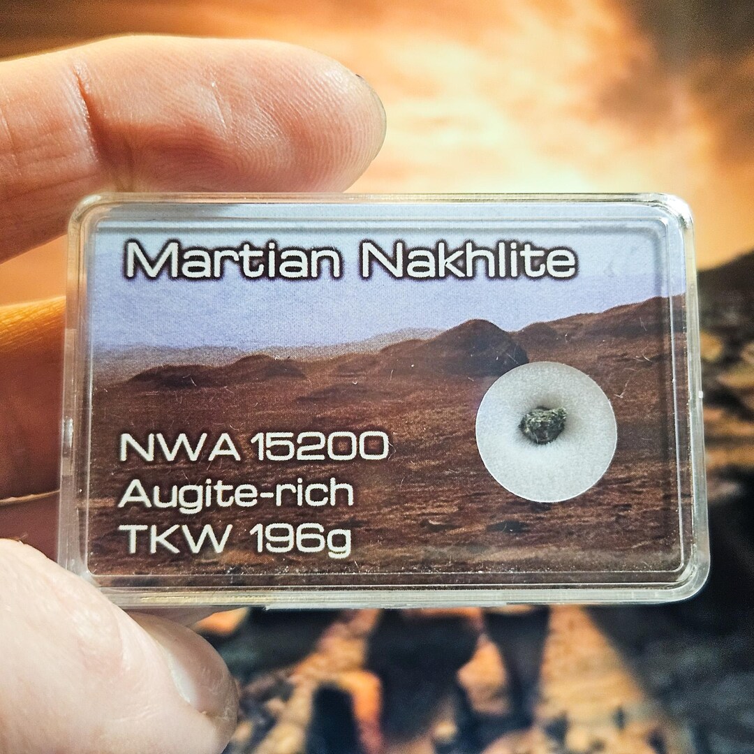Martian Nakhlite Meteorite Fragment NWA 15200, Outer Space Rock Dust - Etsy