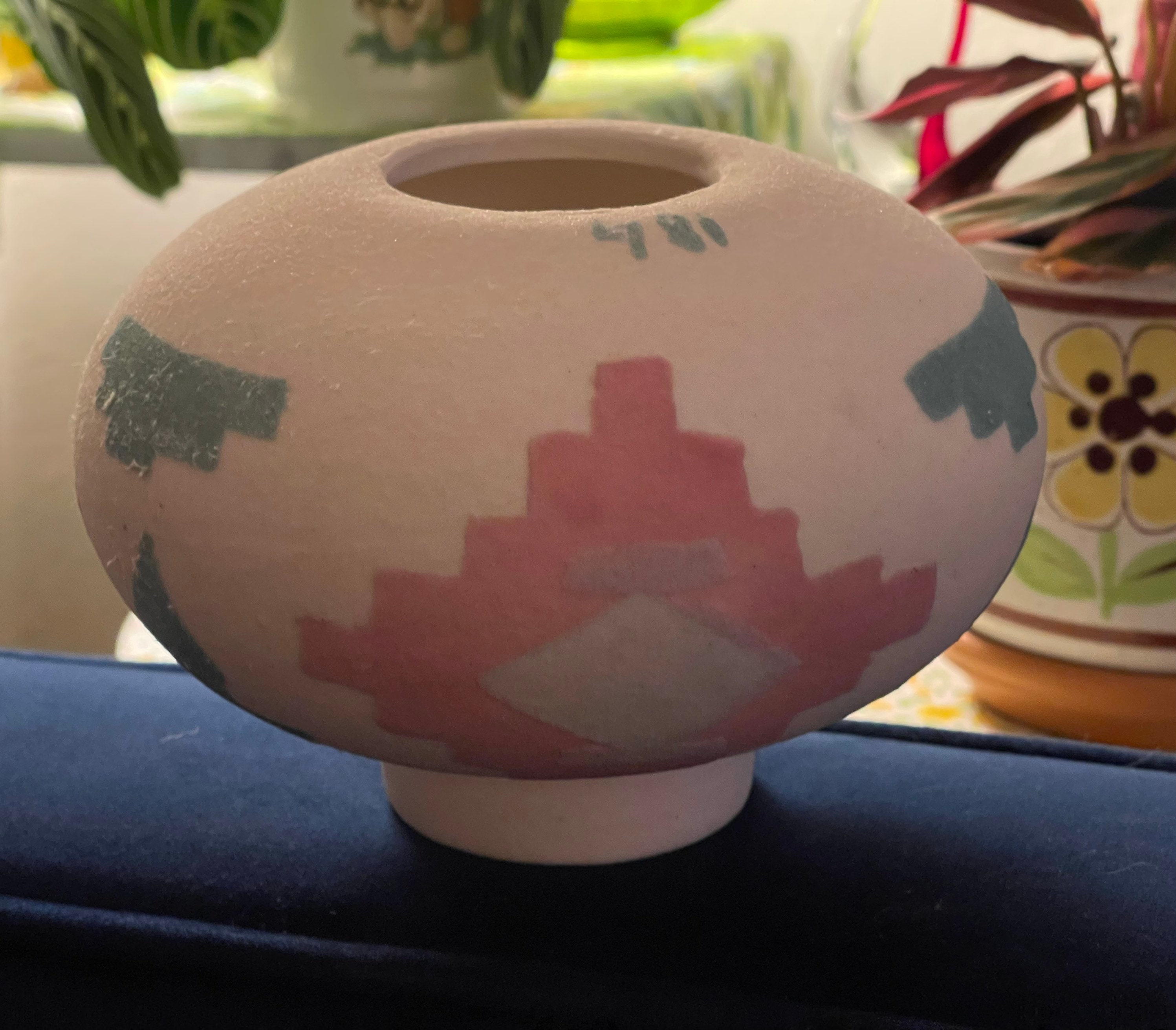 Vintage Native American Sand Art Vase, Southwestern Vase, 80s Sand Art ...