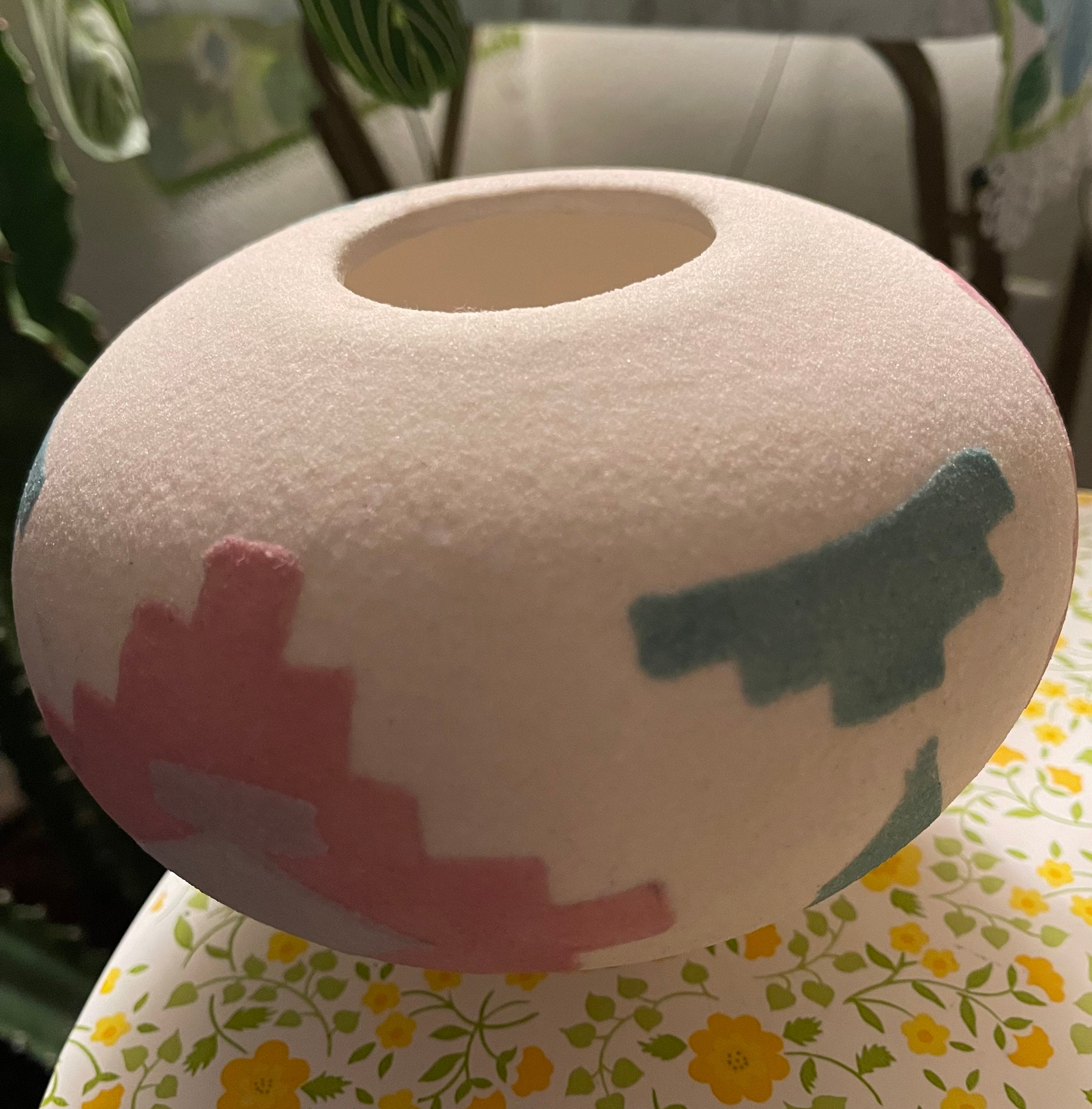 Vintage Native American Sand Art Vase, Southwestern Vase, 80s Sand Art ...