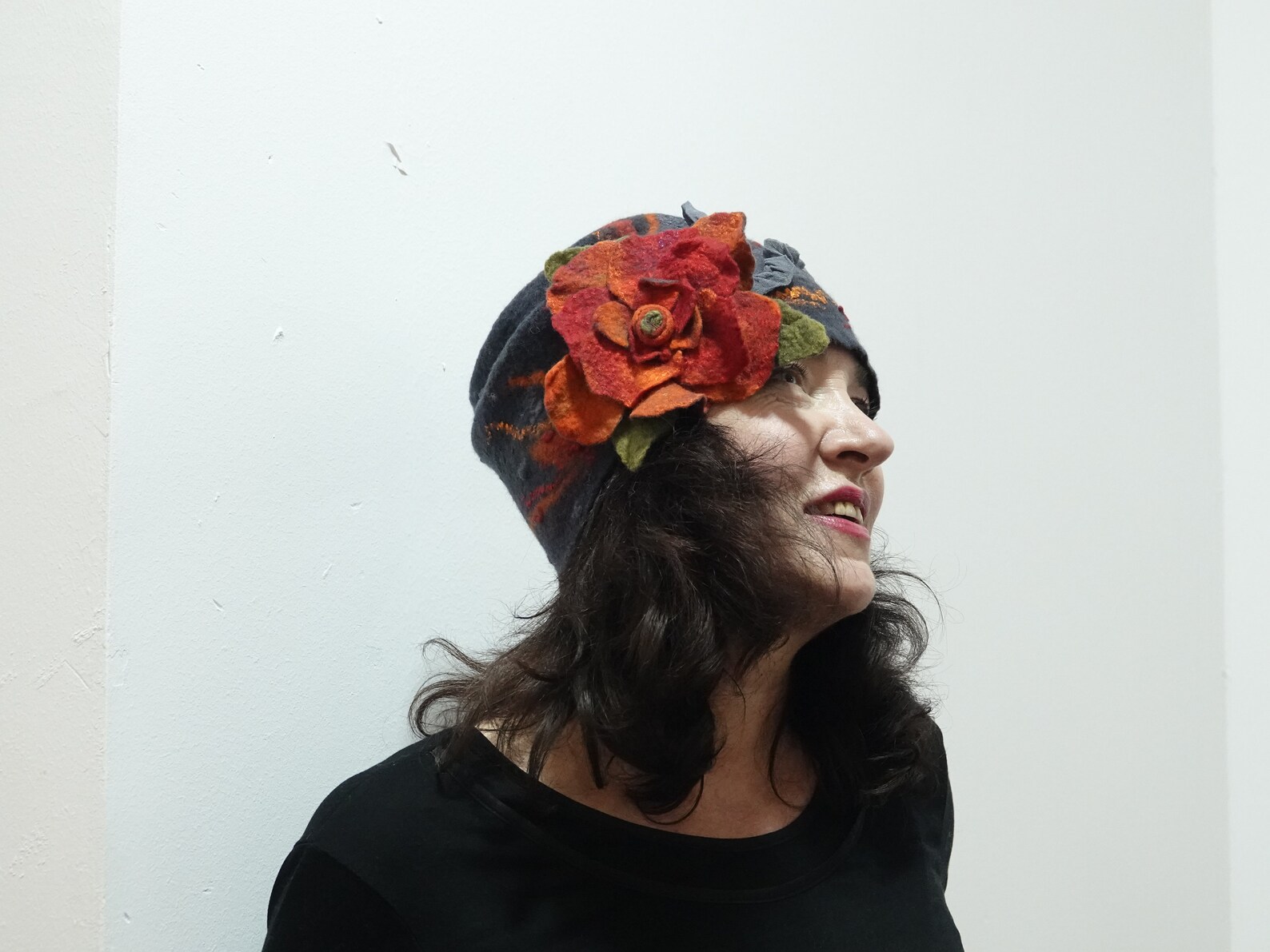 Red Wool Design Felted Hat for Women , Wool Hat With Red Flower, Unique ...