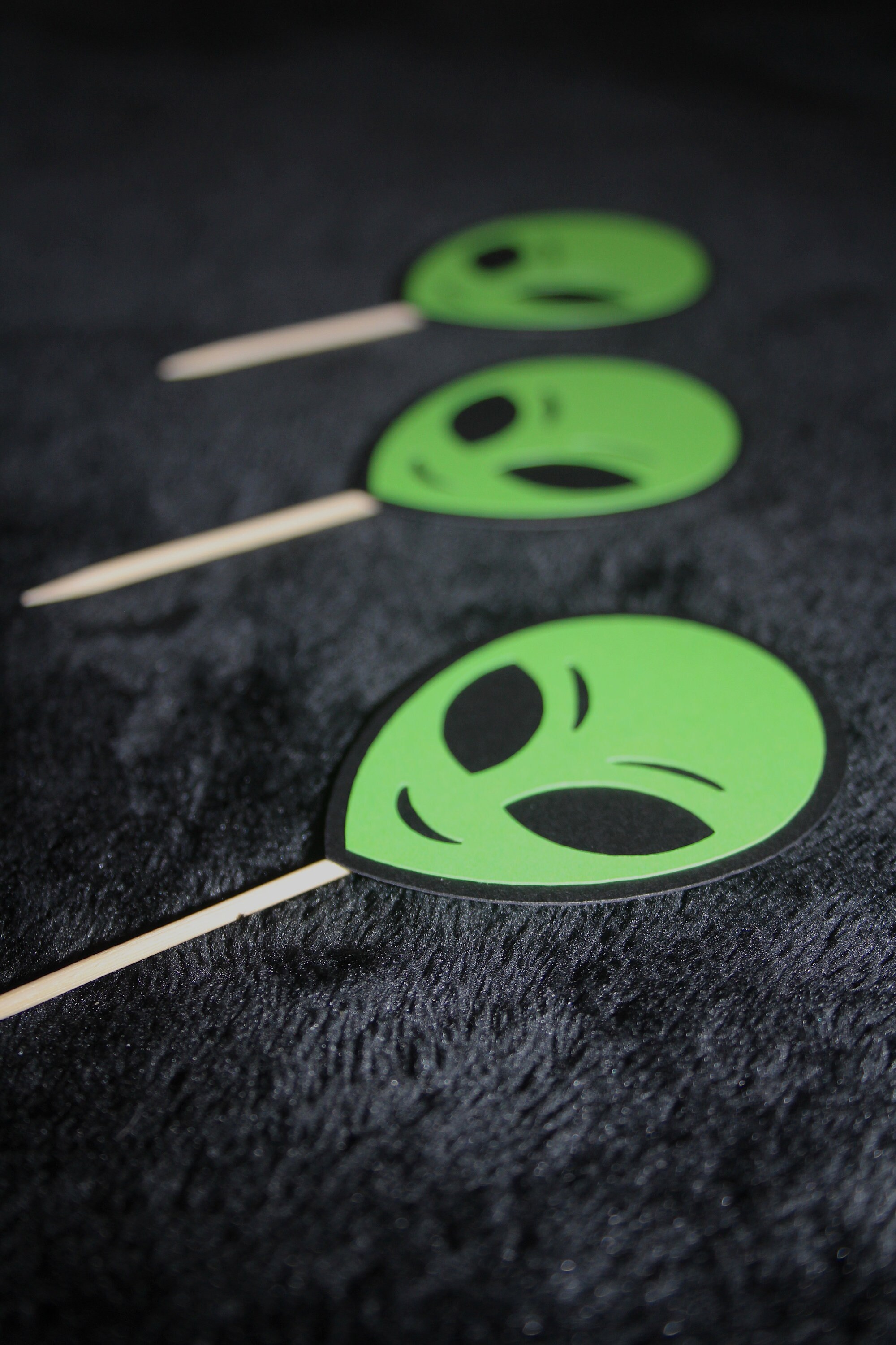 Space Out Alien Cupcake Toppers - Etsy