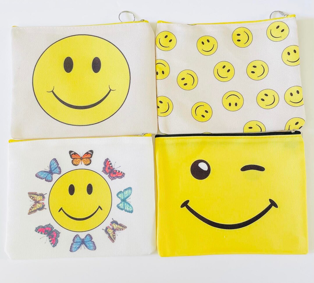 Smile Face Zipper Pouch With Keychain, Grab and Go Bag Happy Face Pouch ...