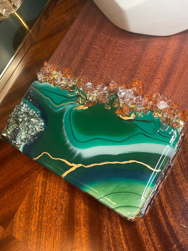 Geode Charcuterie Board - Etsy