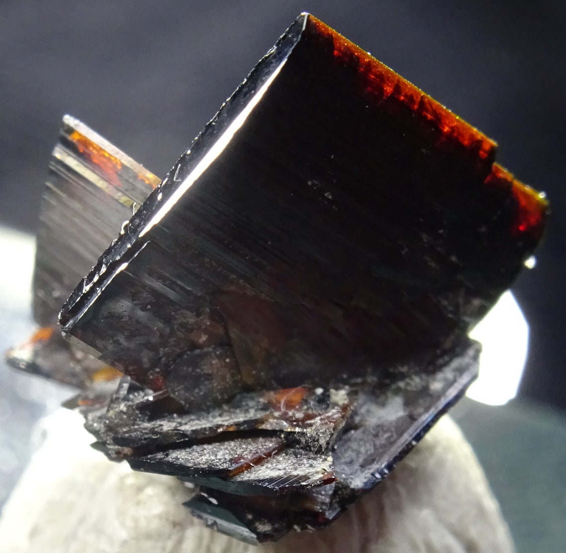 4.6 Ct Self Standing Brookite Crystals Specimen associated | Etsy