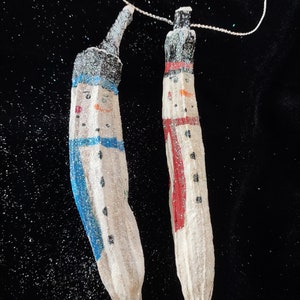 Hand Painted Dried Okra Snowman Ornaments - Etsy