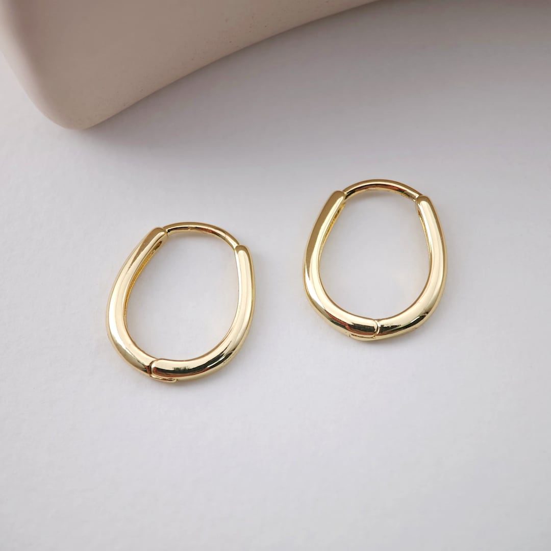 Gold U-shape Hoop Earring, 16*18.7mm, 18K Gold Plated Leverback ...