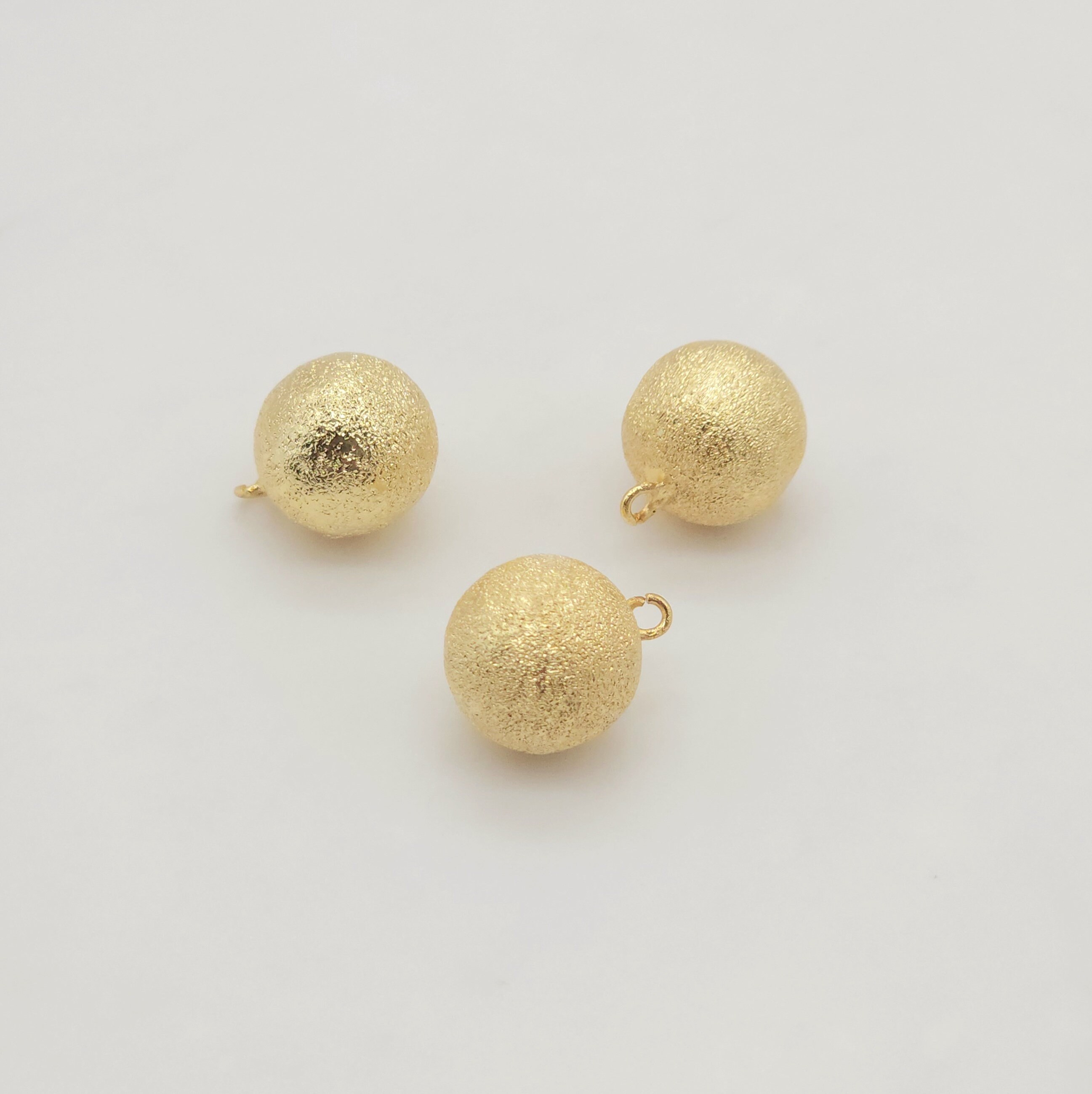 10PCS Gold Ball Charms, 18K Gold Plated Ball Charms, Round Ball Pendant ...