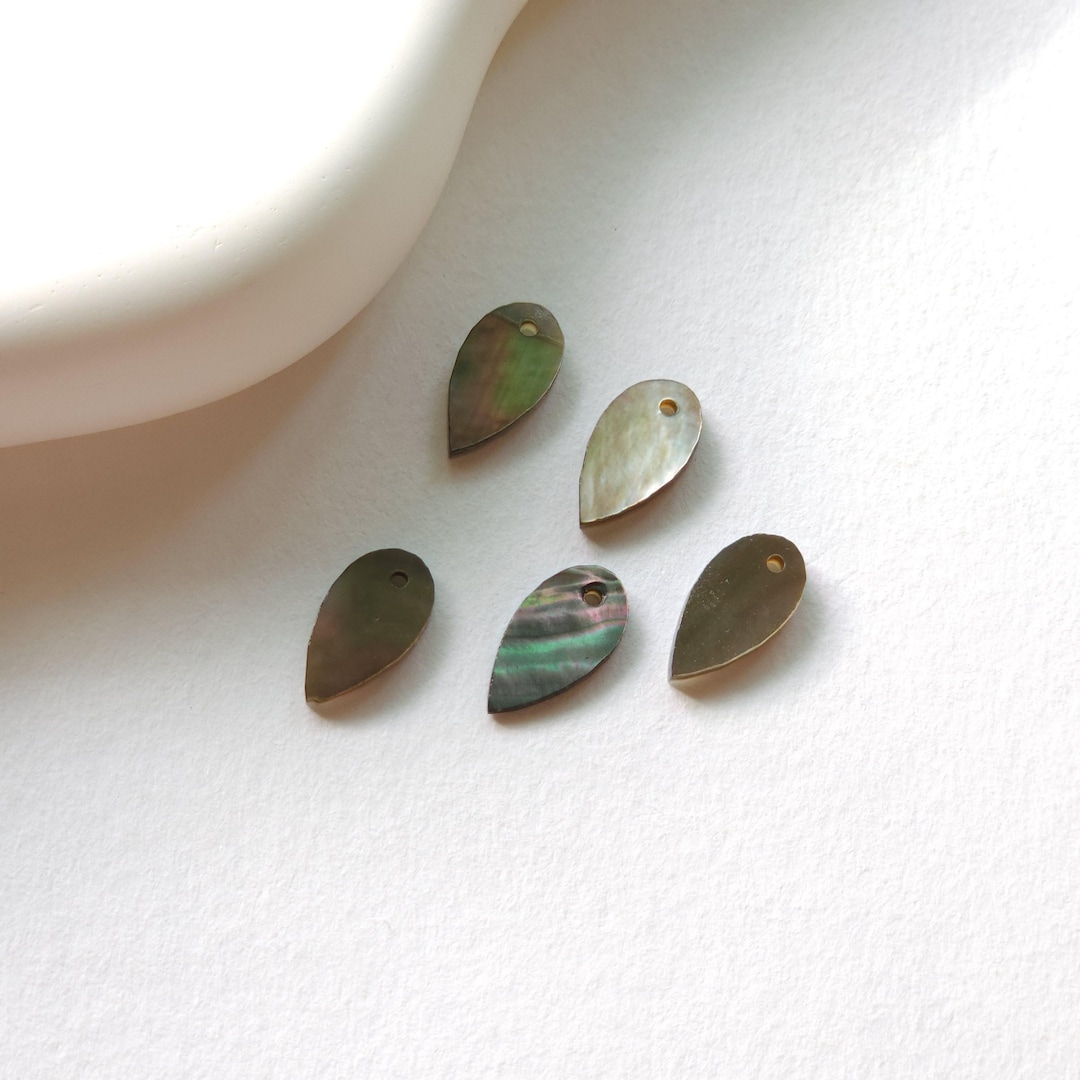 Drop Black Mother-of-pearl, MOP Shell Pendant, Engraved Black Nacre ...