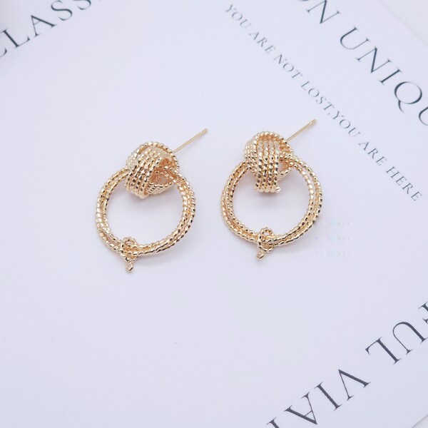 Gold Loop Earring - Etsy