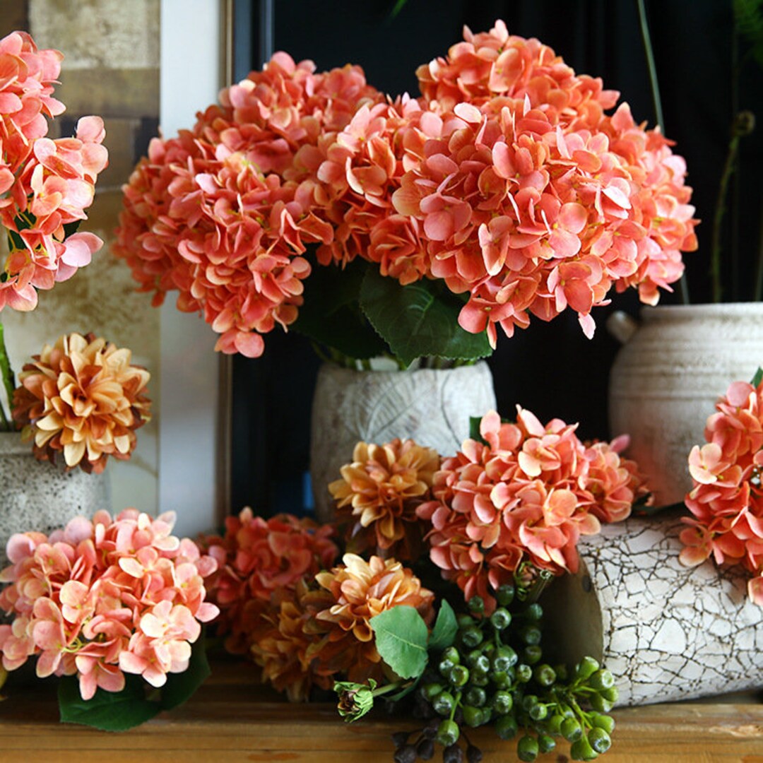 Quality Hydrangea Stem With Foliage, Artificial Flower and Rich Petal ...