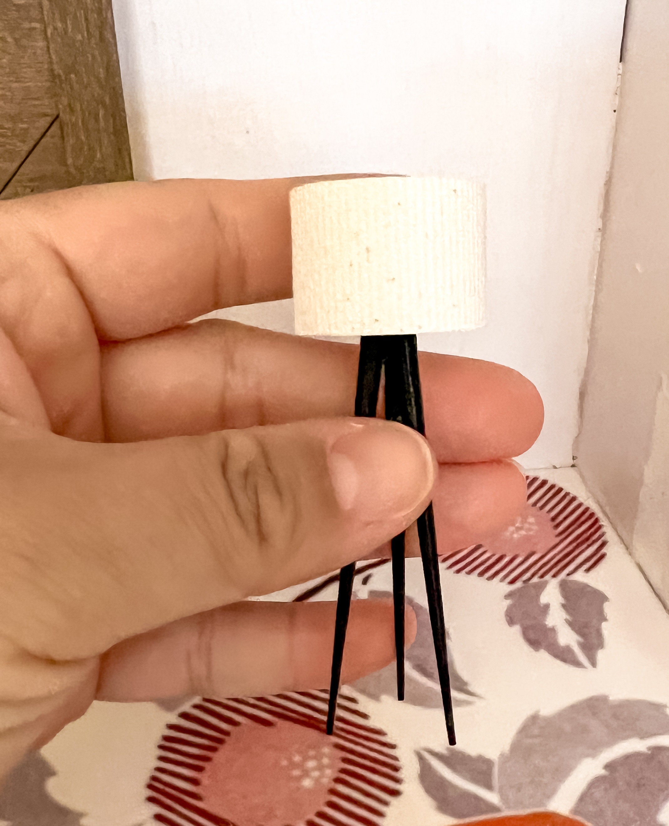 Modern Dollhouse Standing Lamp: 1/24 Scale Miniature Light - Etsy