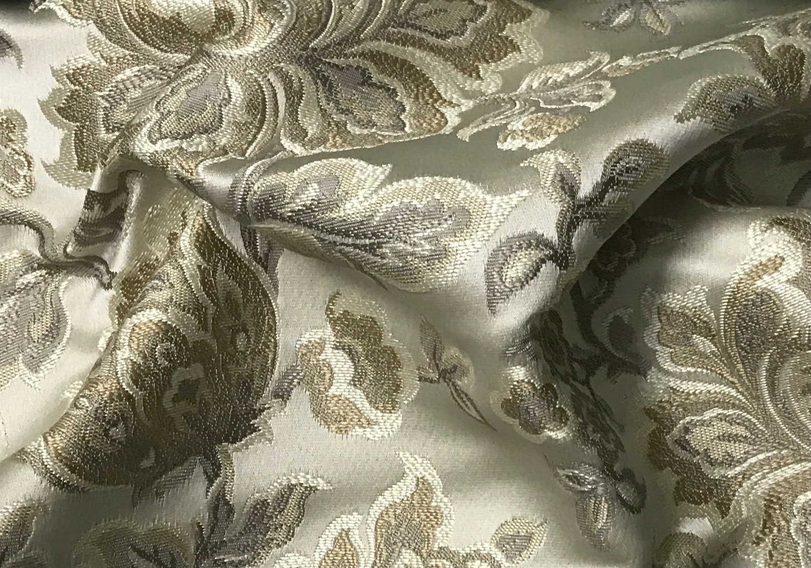 Luxurious Jacquard Material Gold Color Floral Design Fabric Upholstery ...