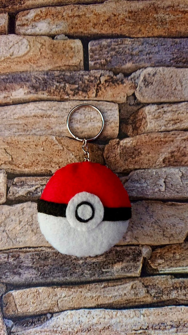 Pokeball Keyring / Pokeballs / Pokemon Keyrings / Master Ball - Etsy UK
