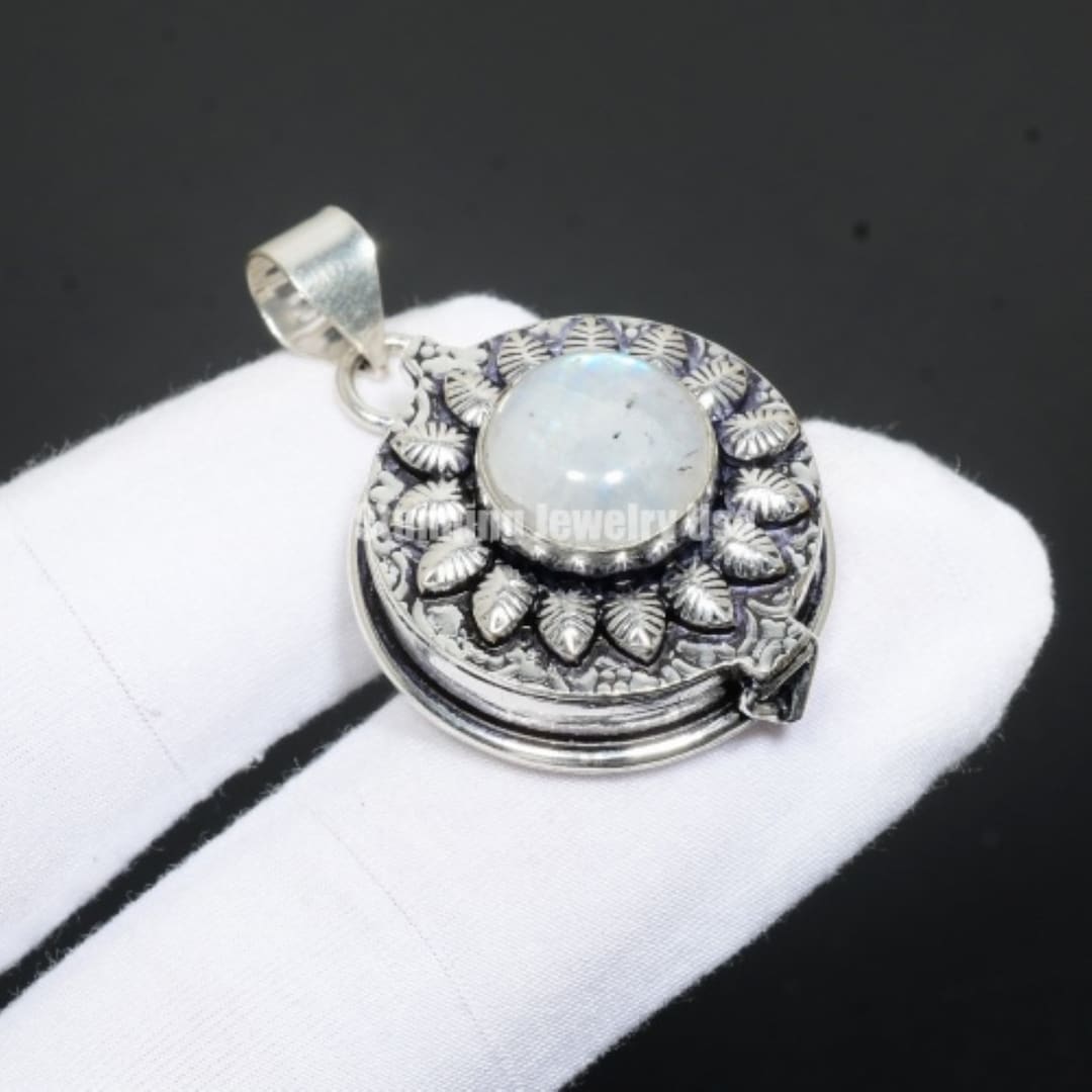 Rainbow Moonstone Gemstone Pendant Moonstone Poison Box Pendant Wish ...
