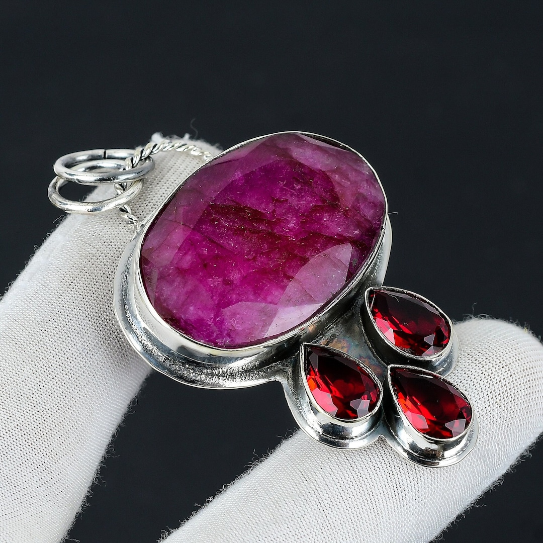 Kashmir Ruby, Red Garnet Gemstone Silver Pendant, 925 Sterling Silver Jewelry Pendant, Kashmir ...