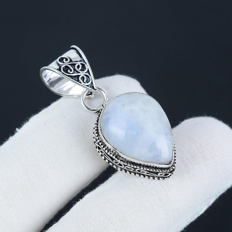 Artisan Pendant Moonstone - Etsy