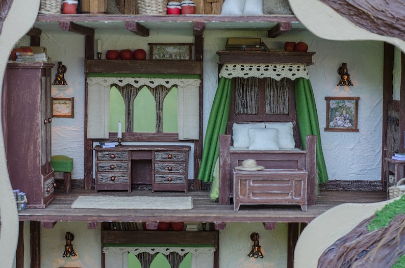 Brambly Hedge Poppy's House With Illumination. READY TO SHIP. Height 54 ...