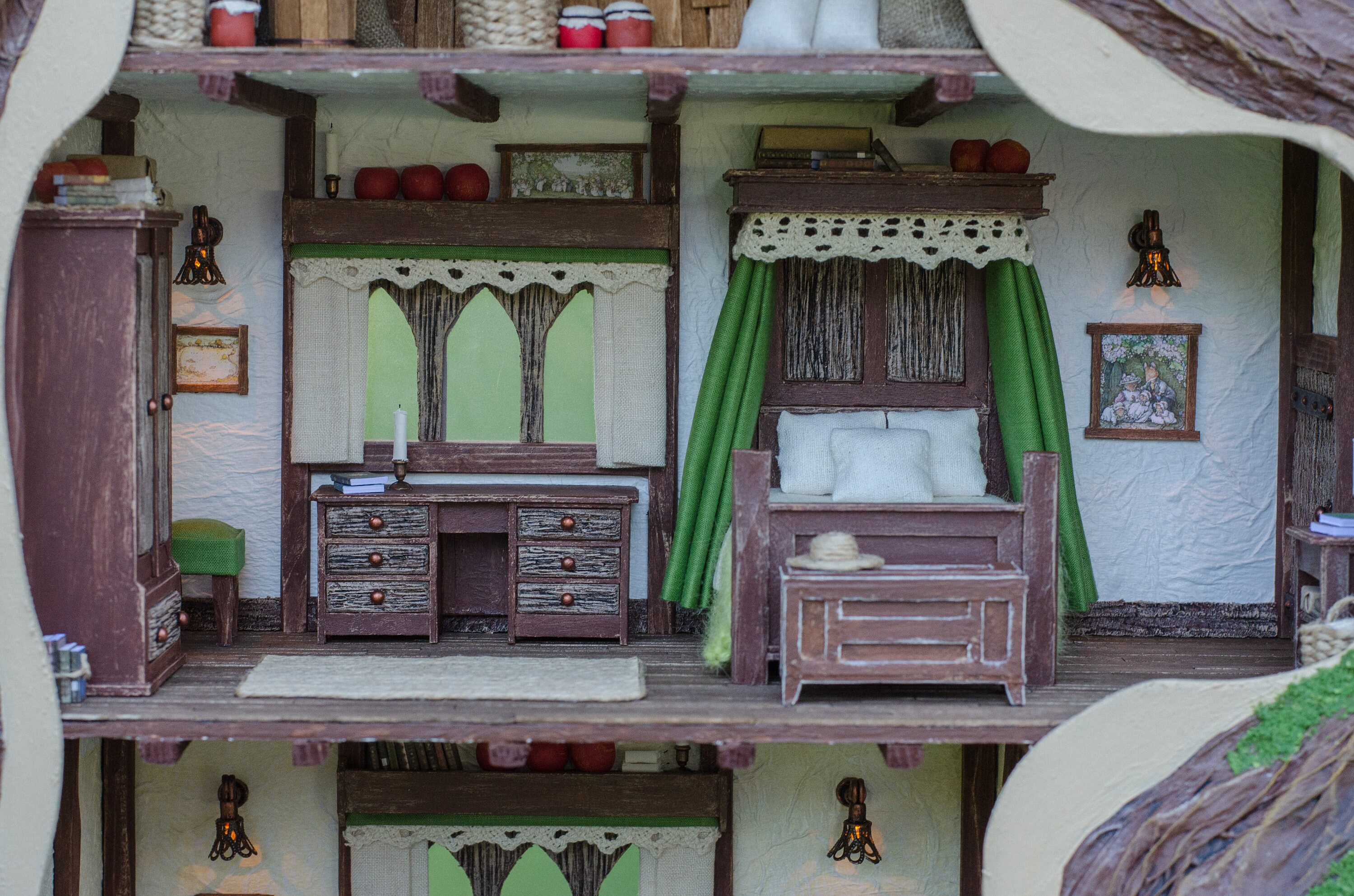 Brambly Hedge Poppy's House With Illumination. READY TO SHIP. Height 54 ...