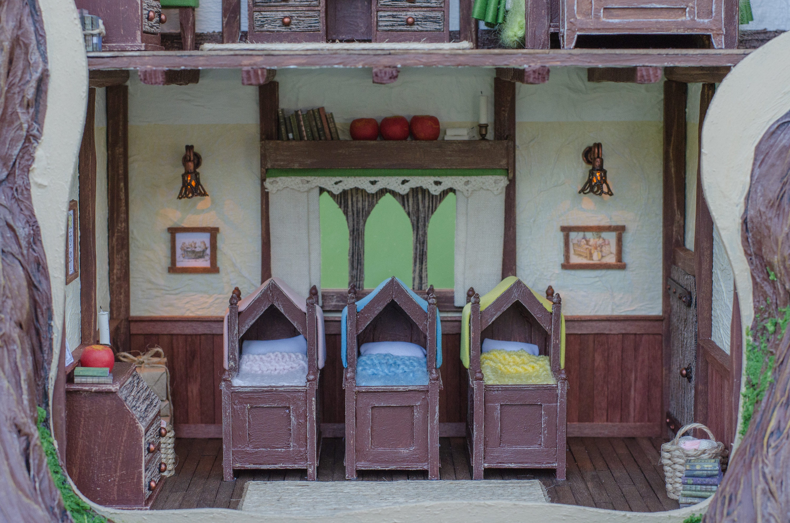 Brambly Hedge Poppy's House With Illumination. READY TO SHIP. Height 54 ...