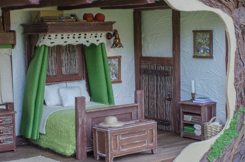 Brambly Hedge Poppy's House With Illumination. READY TO SHIP. Height 54 ...