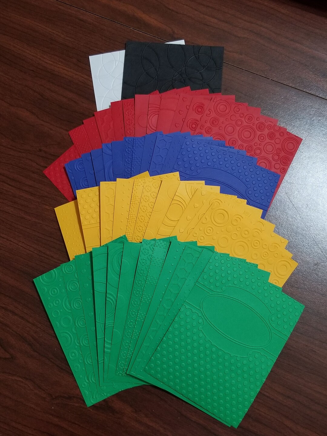 Set of 50 fifty Assorted Circle Pattern Embossed Cardstock Paper 4x6 ...