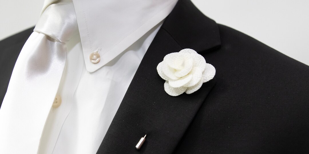IVORY Floral Lapel PIN off White - Etsy