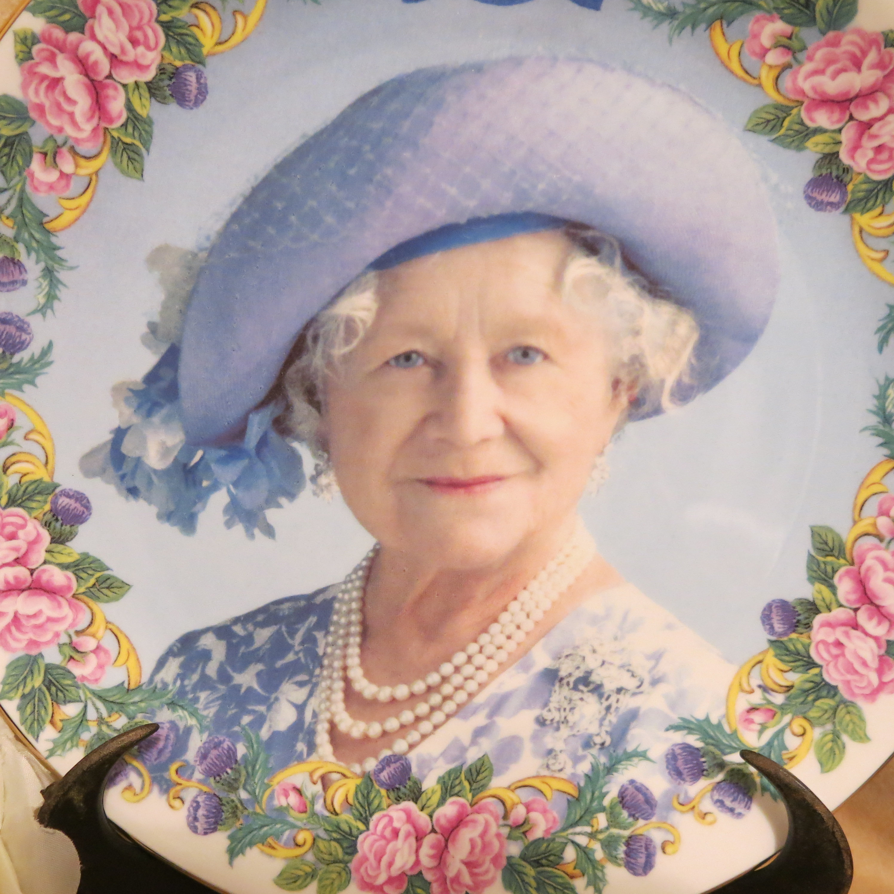 Vintage Collectible Plate to Celebrate the Queen Mother's - Etsy UK