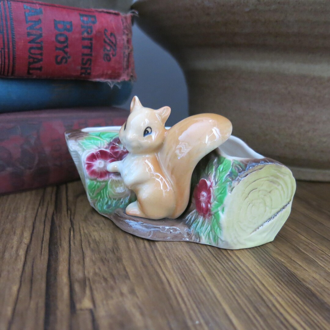 Vintage Royal Fauna Squirrel Posy Vase 19 Collectible Animal Vase ...