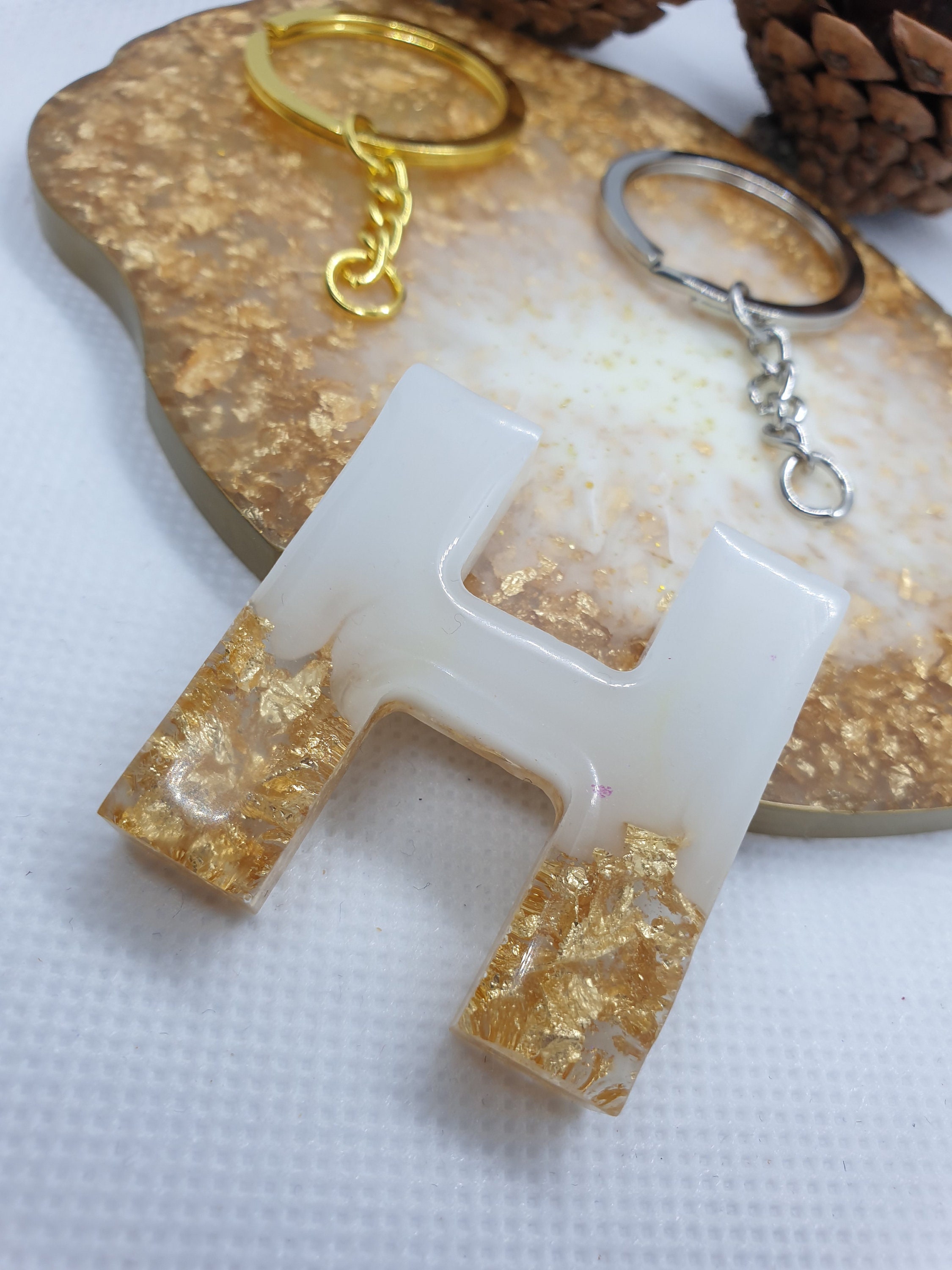 Custom letter chain - sekaunity