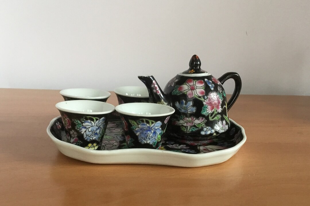 Vintage Chinese Miniature Tea Set: Floral Teapot & Cups - Etsy