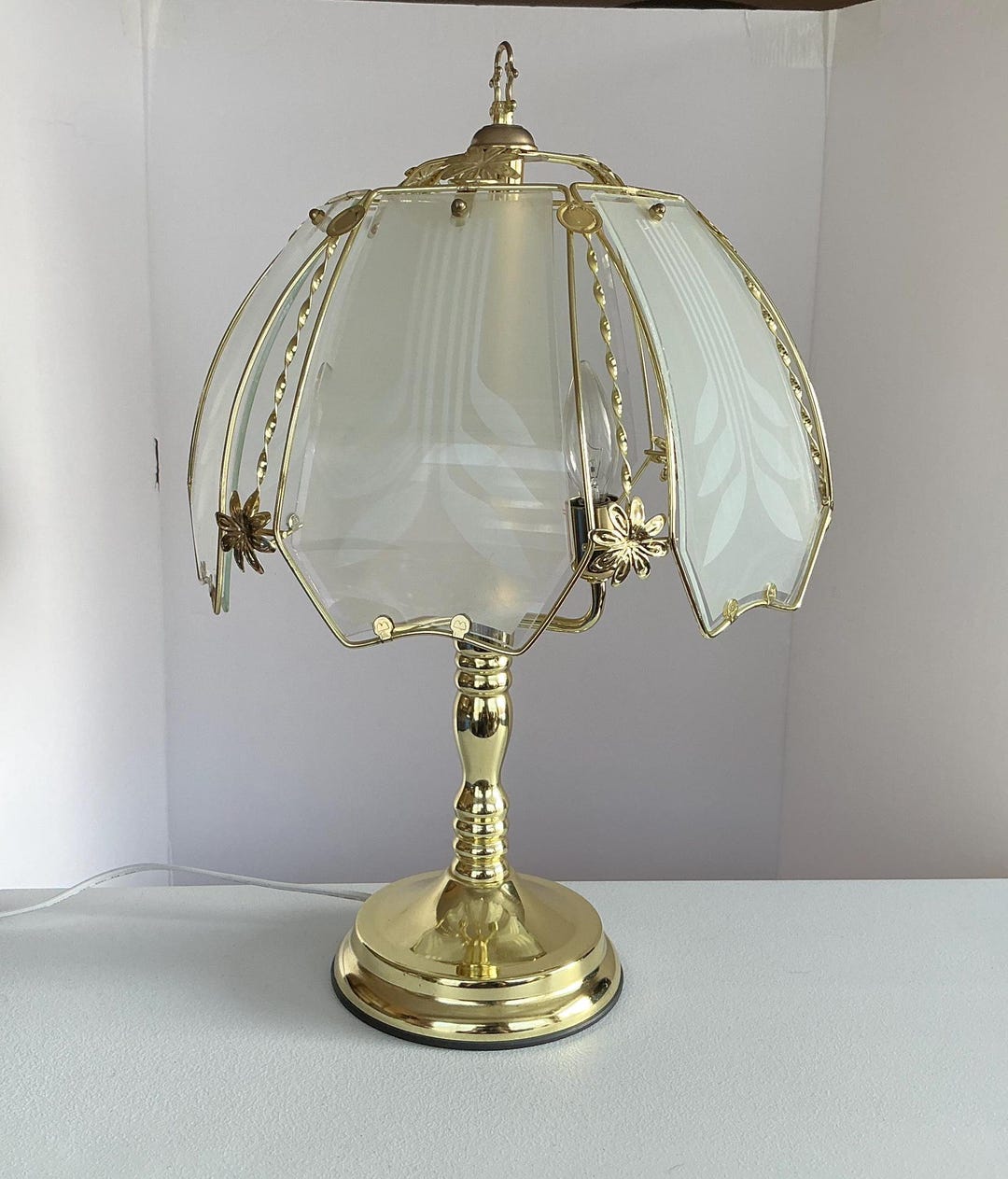 Vintage Frosted Glass Shade Table Lamp With Gold Tone Metal Base - Etsy