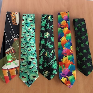 Novelty Frogs Necktie - Etsy