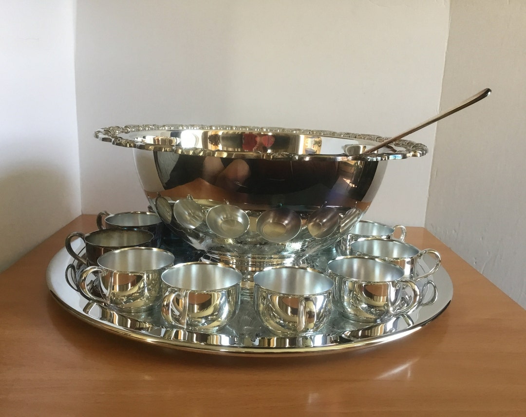 Vintage ONEIDA Silver Plate Punch Bowl Set 12 Cups, Ladle and Tray - Etsy