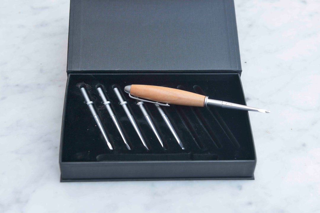 Silver Crochet Hook Set in a Gift Box - Etsy