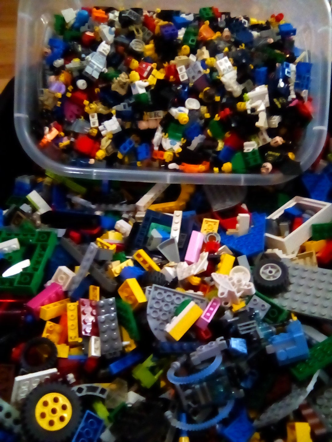 LEGO BULK BUNDLE Lot of 10 Genuine Lego Minifigures and 2 Pounds of ...