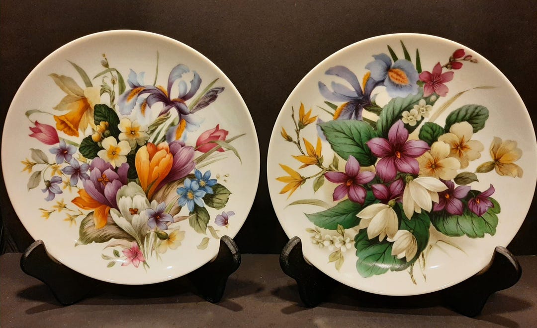 Vintage Collectible Wall Mounted AK Kaiser Set 2 Porcelain Decorative ...