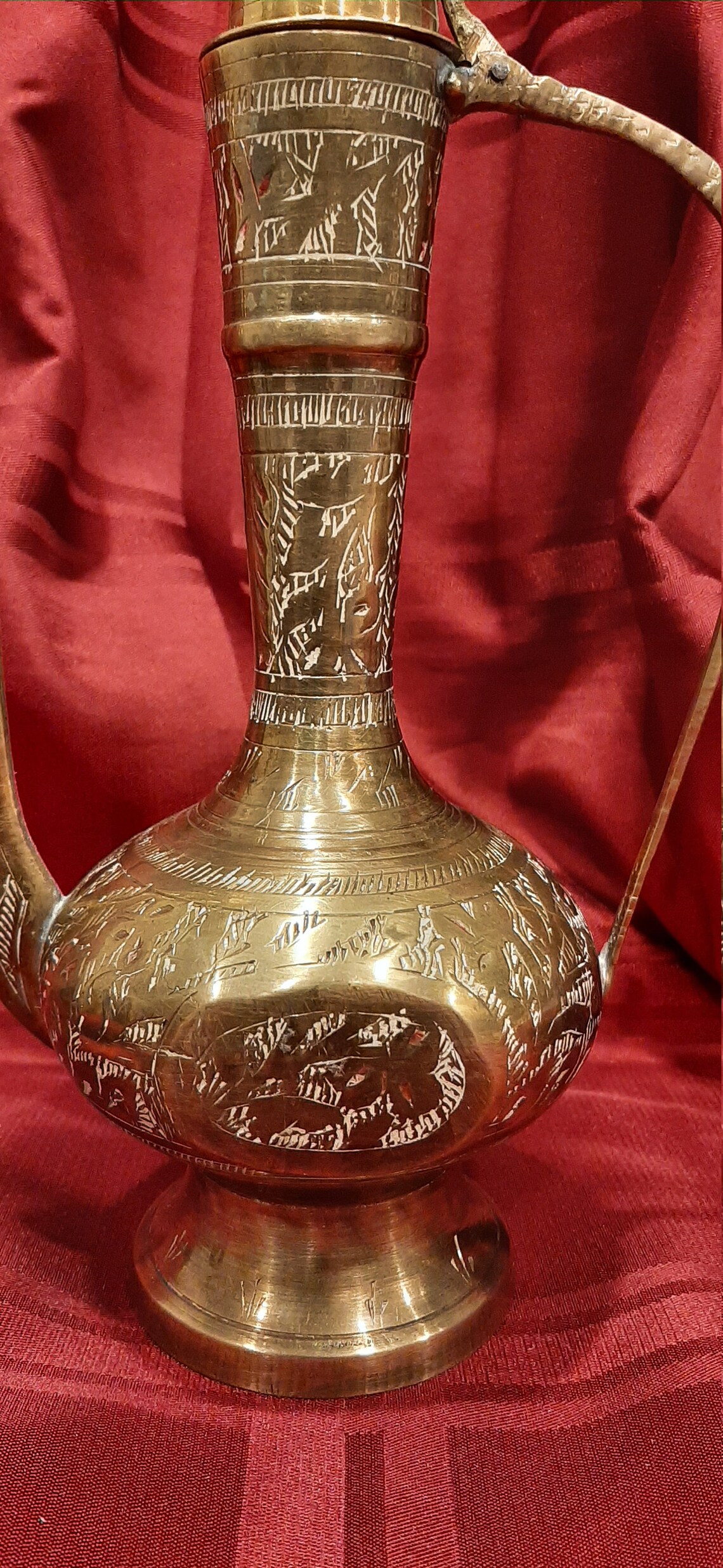 Vintage Indian Handcrafted Engraved Pattern Solid Brass Tea/coffee Pot ...