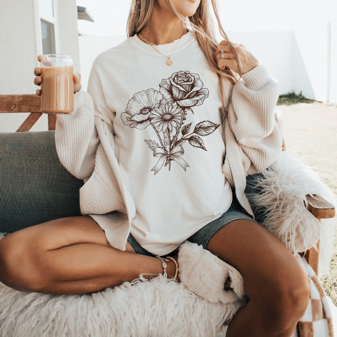 Custom Birth Month Flower Bouquet Shirt, Custom Flower Shirt, Personalized Birthday Gift for Her ...