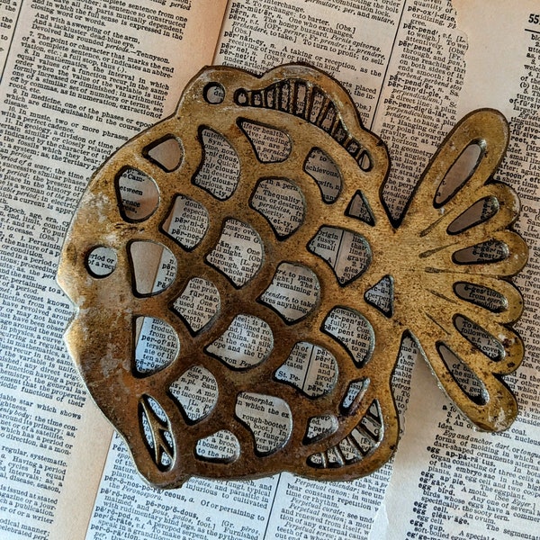 Fish Trivet - Etsy