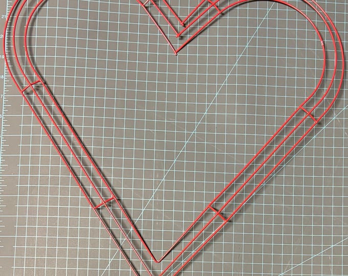 14 Inch Heart Wreath Form - Etsy