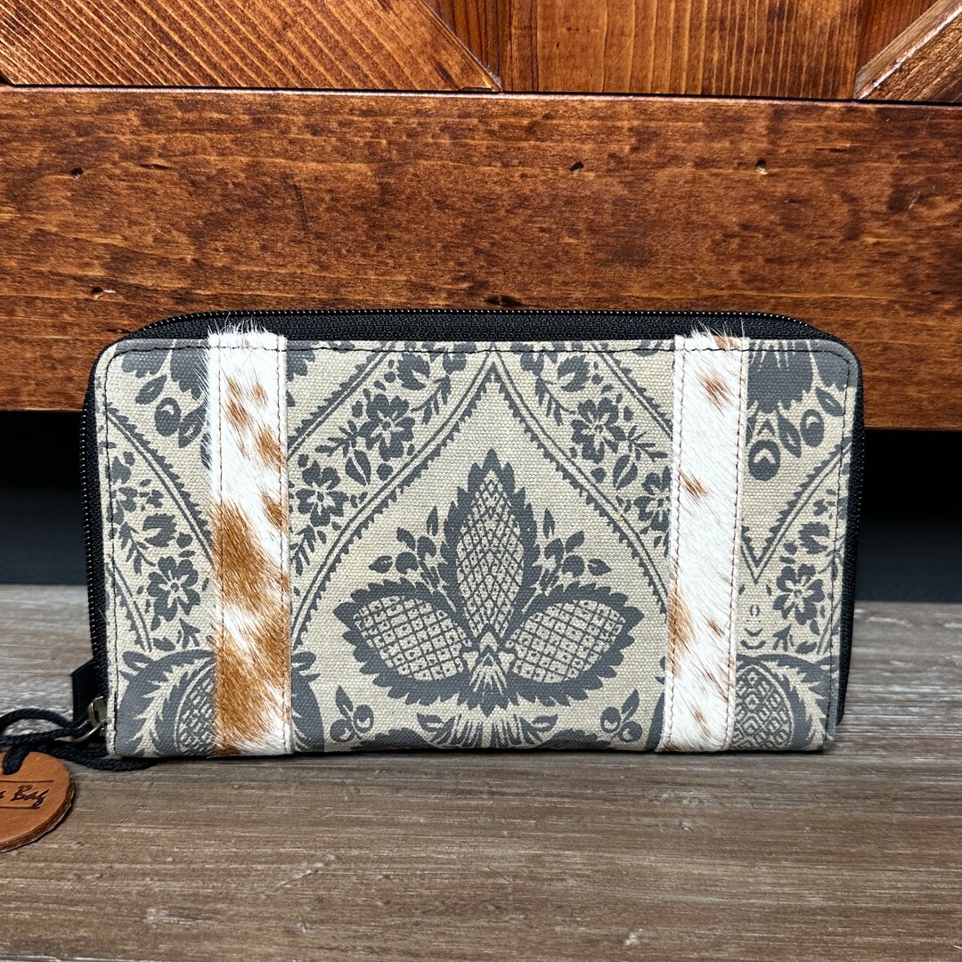 Mountain Wallet Canvas and Cowhide Upcycled - Etsy