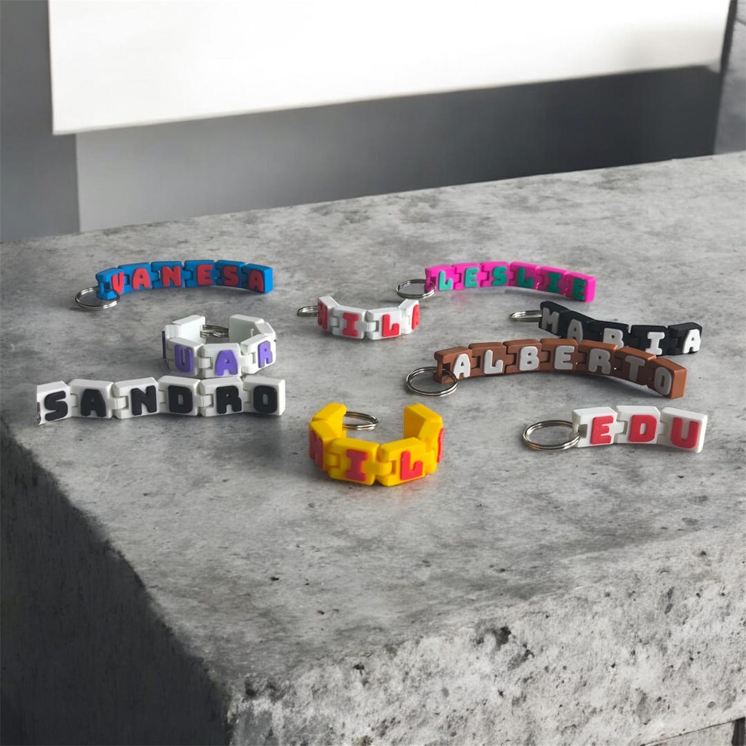 Customizable Articulated Keychain - Etsy