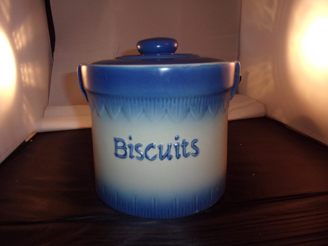 Vintage Blue and White Pottery Biscuit/cookie Jar - Etsy